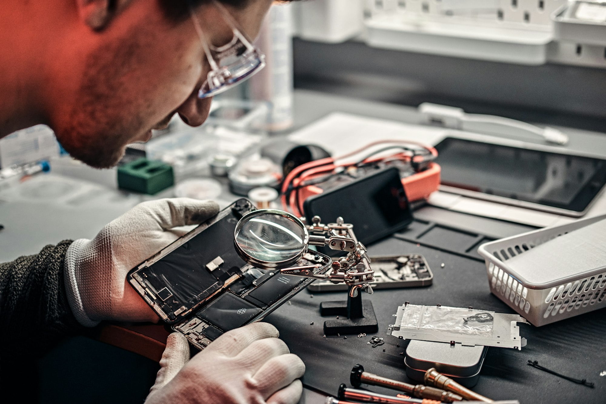 LogyTech IT Support Services - Croydon | Computer Repairs